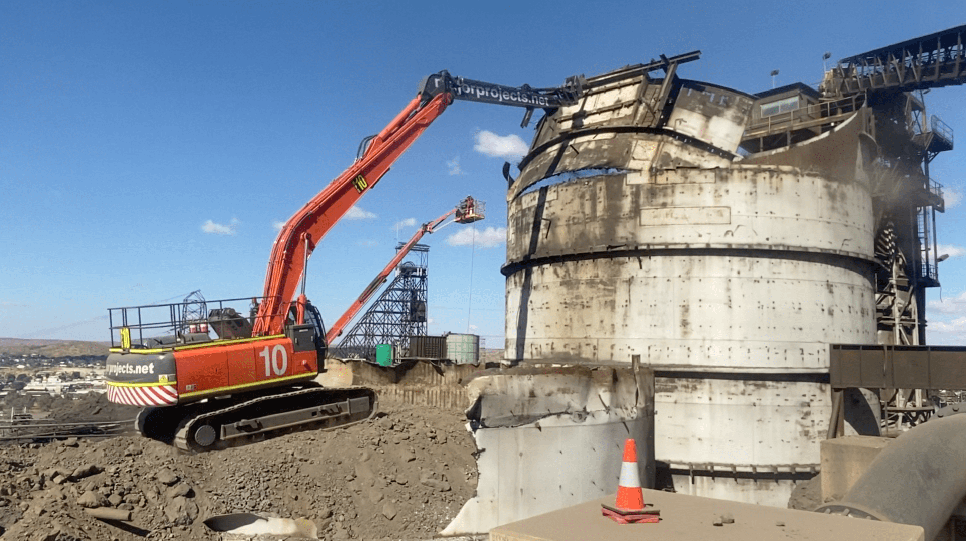 Demolition Process In Australia: Major Projects Group
