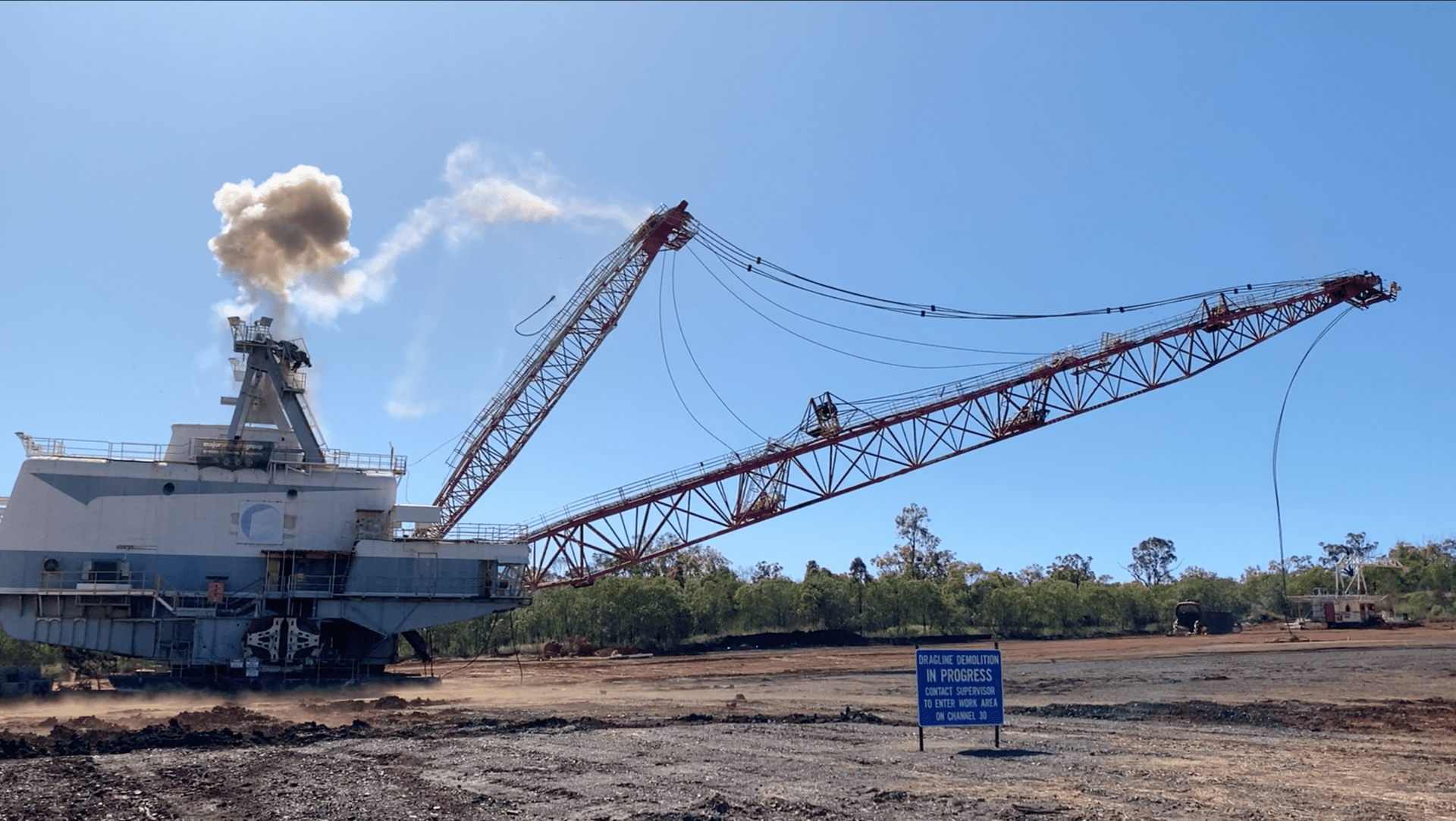 Dragline Mining Demolition Australia: Major Projects Group